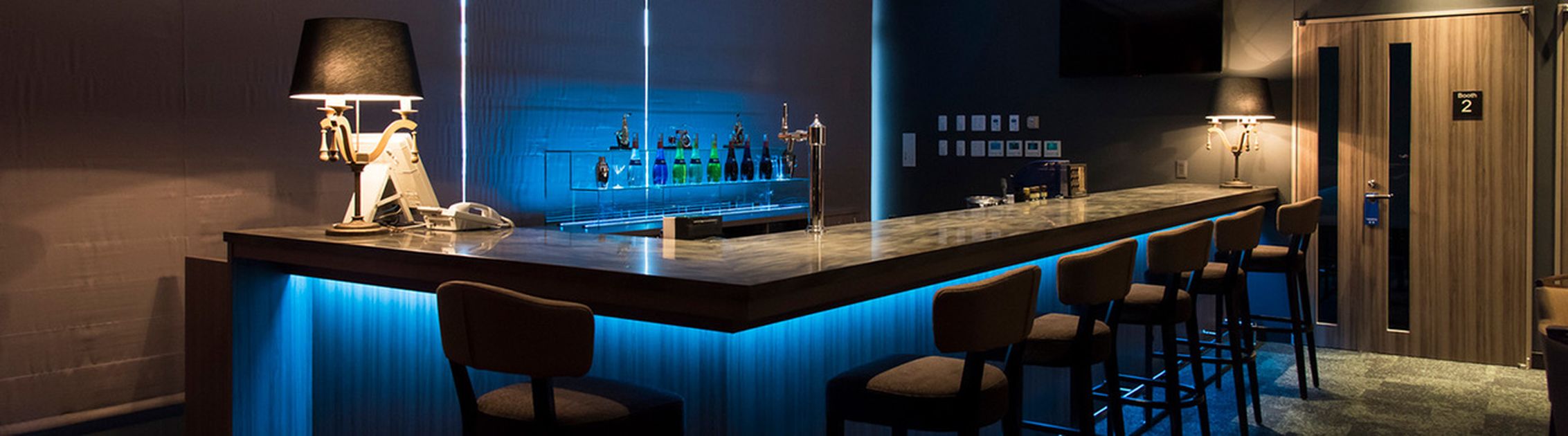 The Park Bar / ANA CROWNE PLAZA CHITOSE - Restaurant Guide - TableCheck