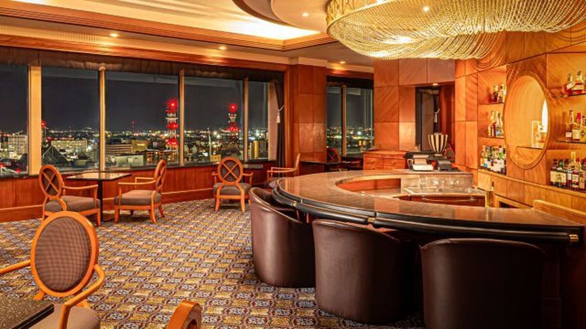 Astral Sky Bar - ANA Crowne Plaza Toyama - Restaurant Guide - TableCheck