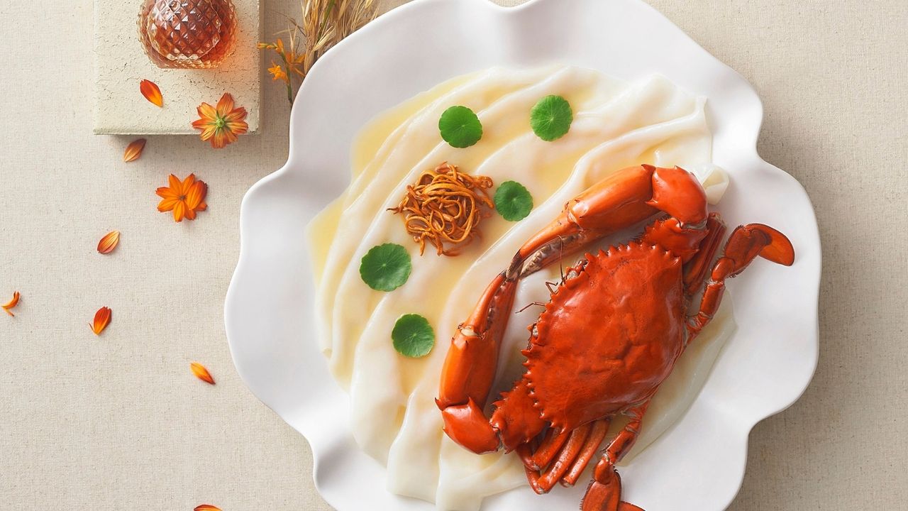 Peach Blossoms - PARKROYAL COLLECTION Marina Bay, Singapore ...