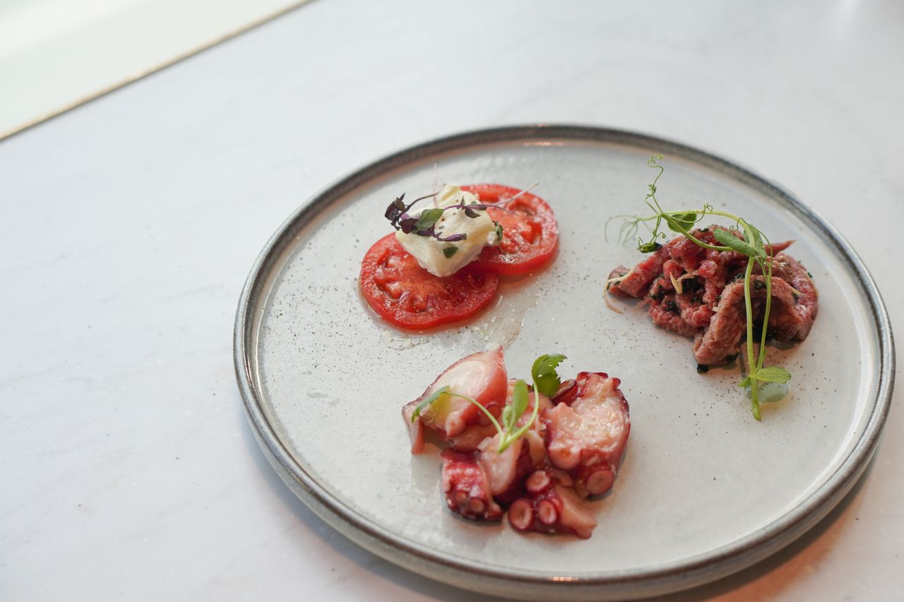 TWO ROOMS - Restaurant Guide - TableCheck